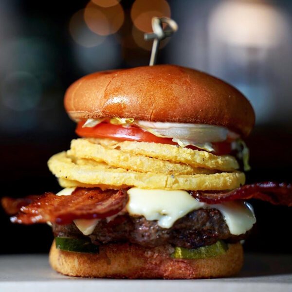 Burtons Grill & Bar in MA - Burlington